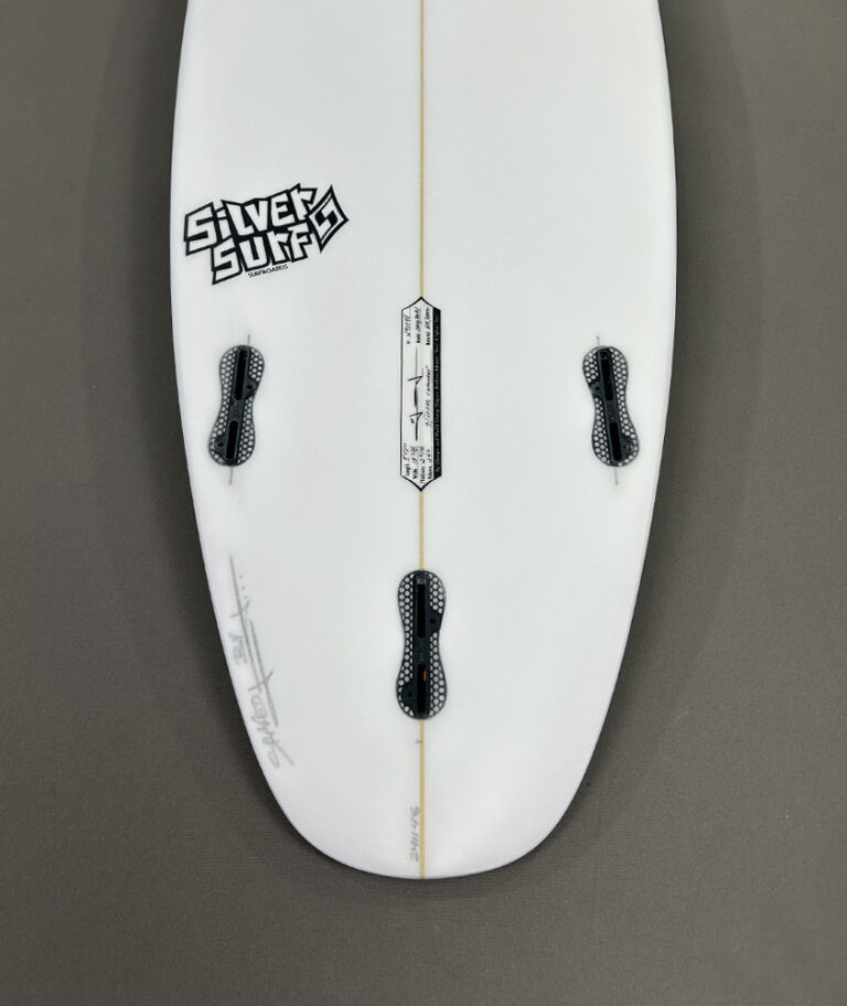 Outlet Prancha 5’7 Easy Rocket – 26.0 litros Epoxy - Silver Surf Surfboards